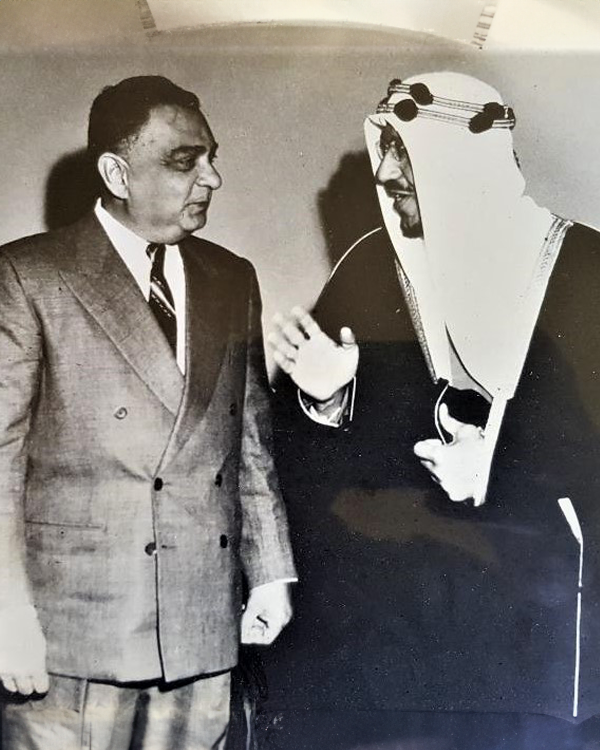 Explore Iskander Mirza Website