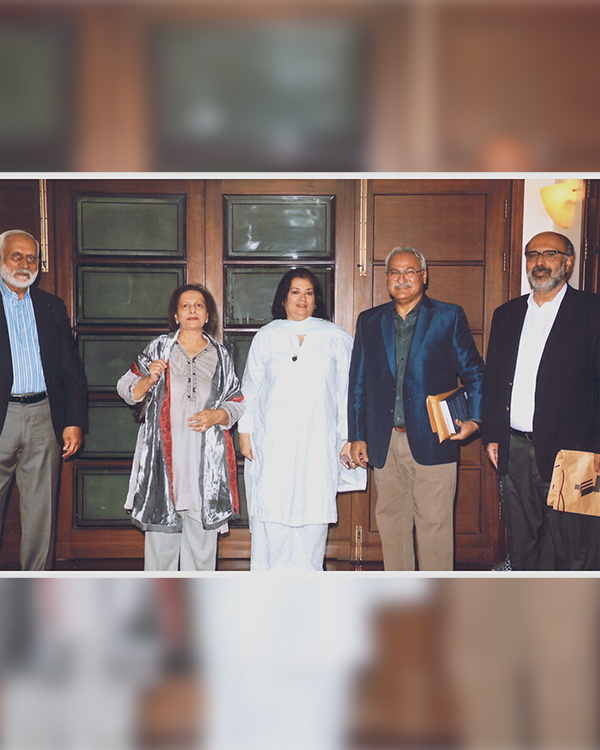 Explore Iskander Mirza Website