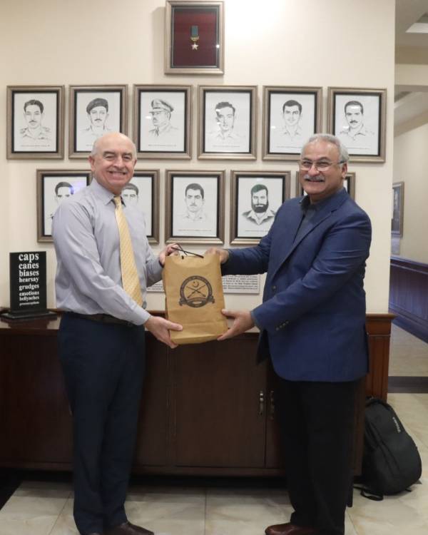 Explore Iskander Mirza Website